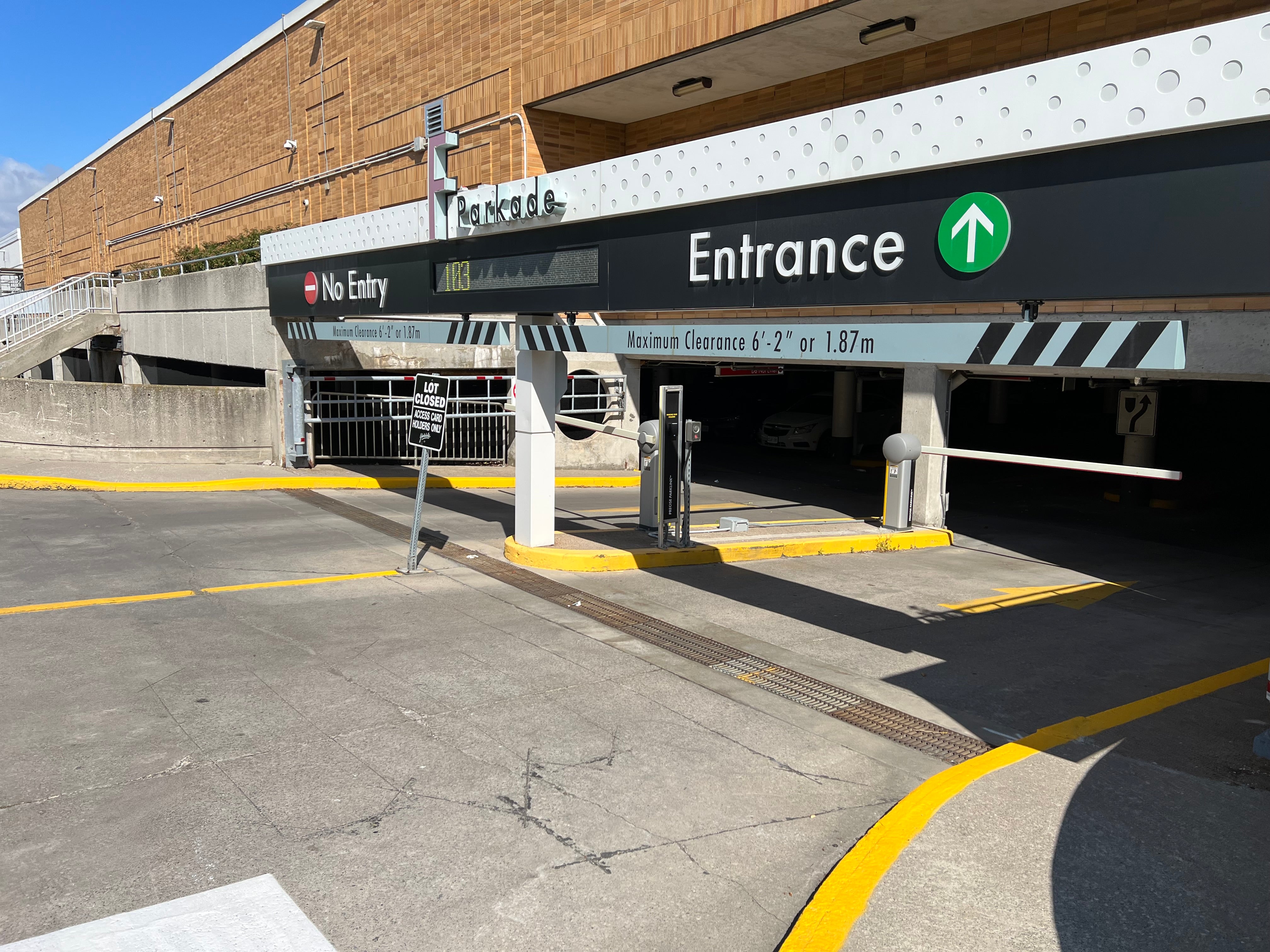 Yorkdale Parkade 'F' - Parking Garage Rehabilitation – RJC Engineers